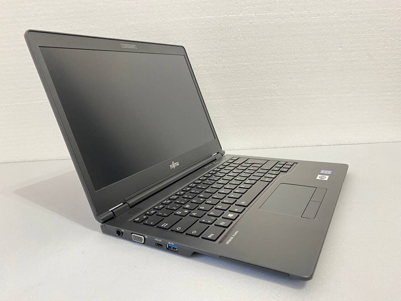 Купити ноутбук Fujitsu LifeBook U748 / 14" (1920x1080) IPS / Intel Core ...