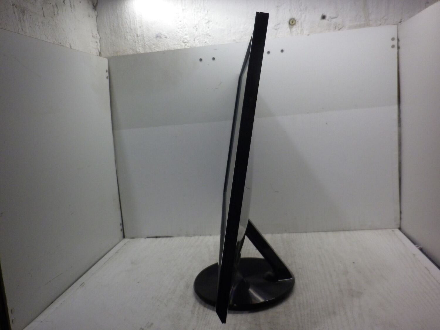 Купить монитор Philips 227E / 21.5" (1920x1080) IPS / VGA, DVI в Украине