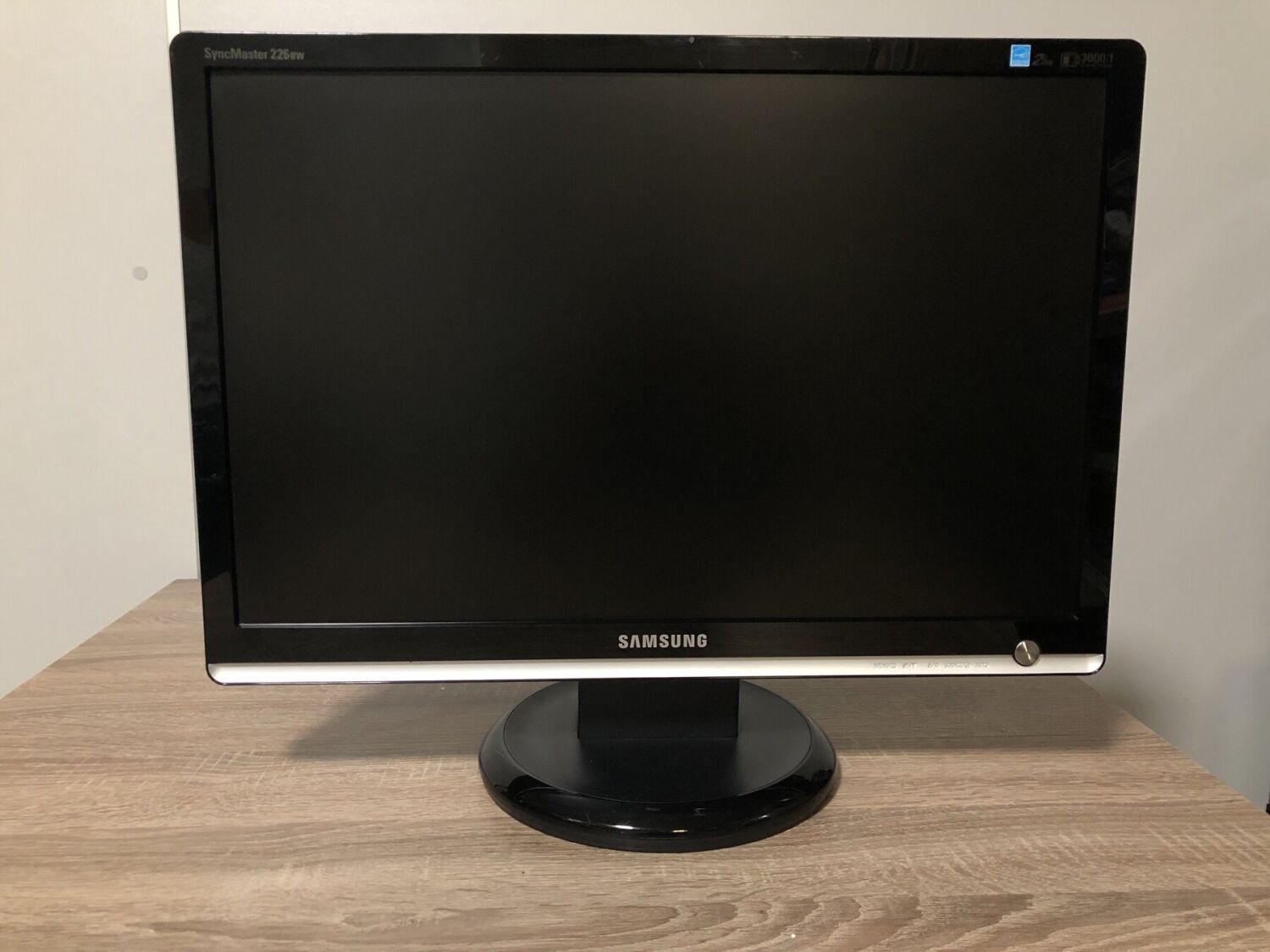 Монитор Samsung SyncMaster 226BW с 22" (1680x1050) TN LED матрицей в ...