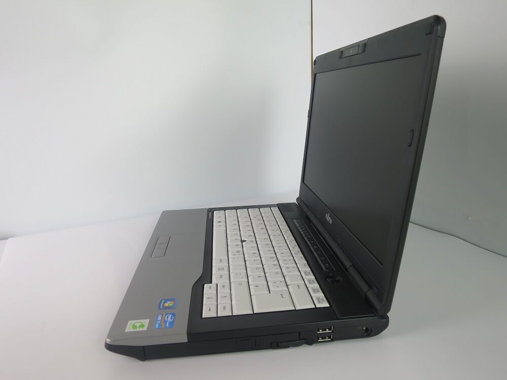 Купити ноутбук Fujitsu на базі процесора Intel Core i7 для роботи в Україні