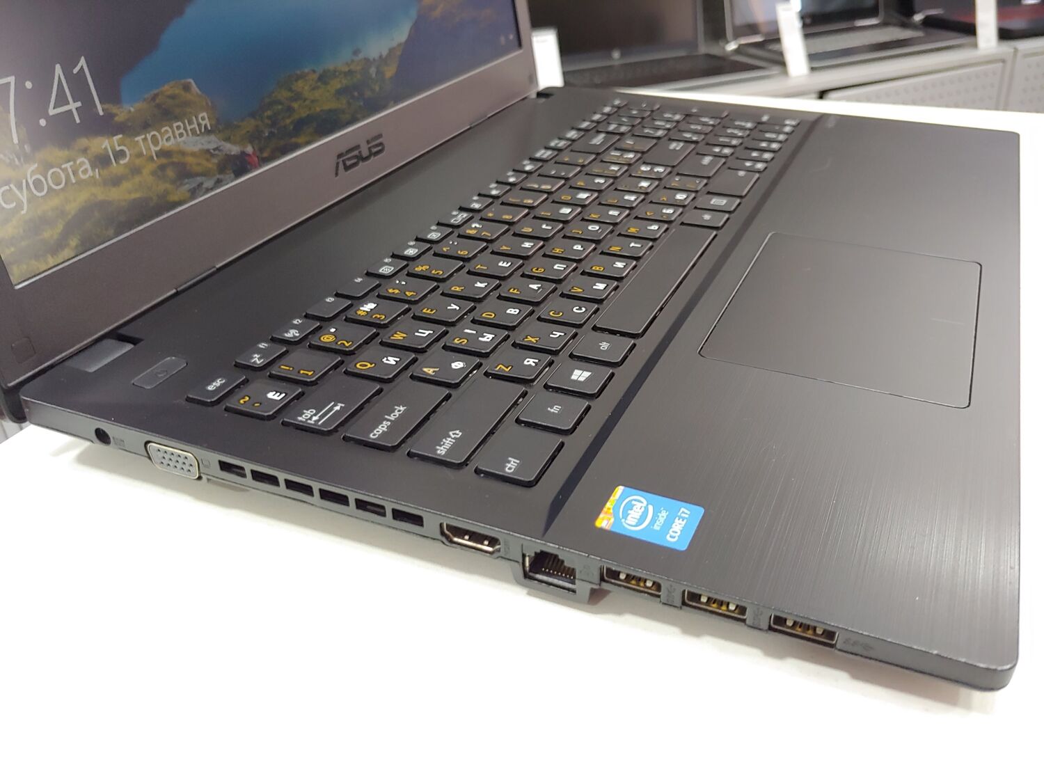 Купить ноутбук Asus P2520L 15.6" на базе Intel Core i7-5500U и 8 GB ...