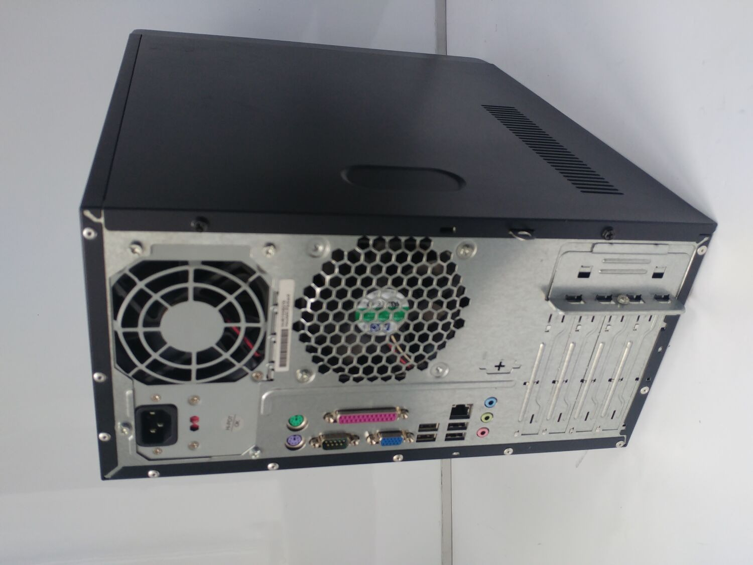 HP dx2300 Tower / Intel Core2 Duo E6300 (2 ядра по 1.8 GHz)/ 2GB DDR2 ...