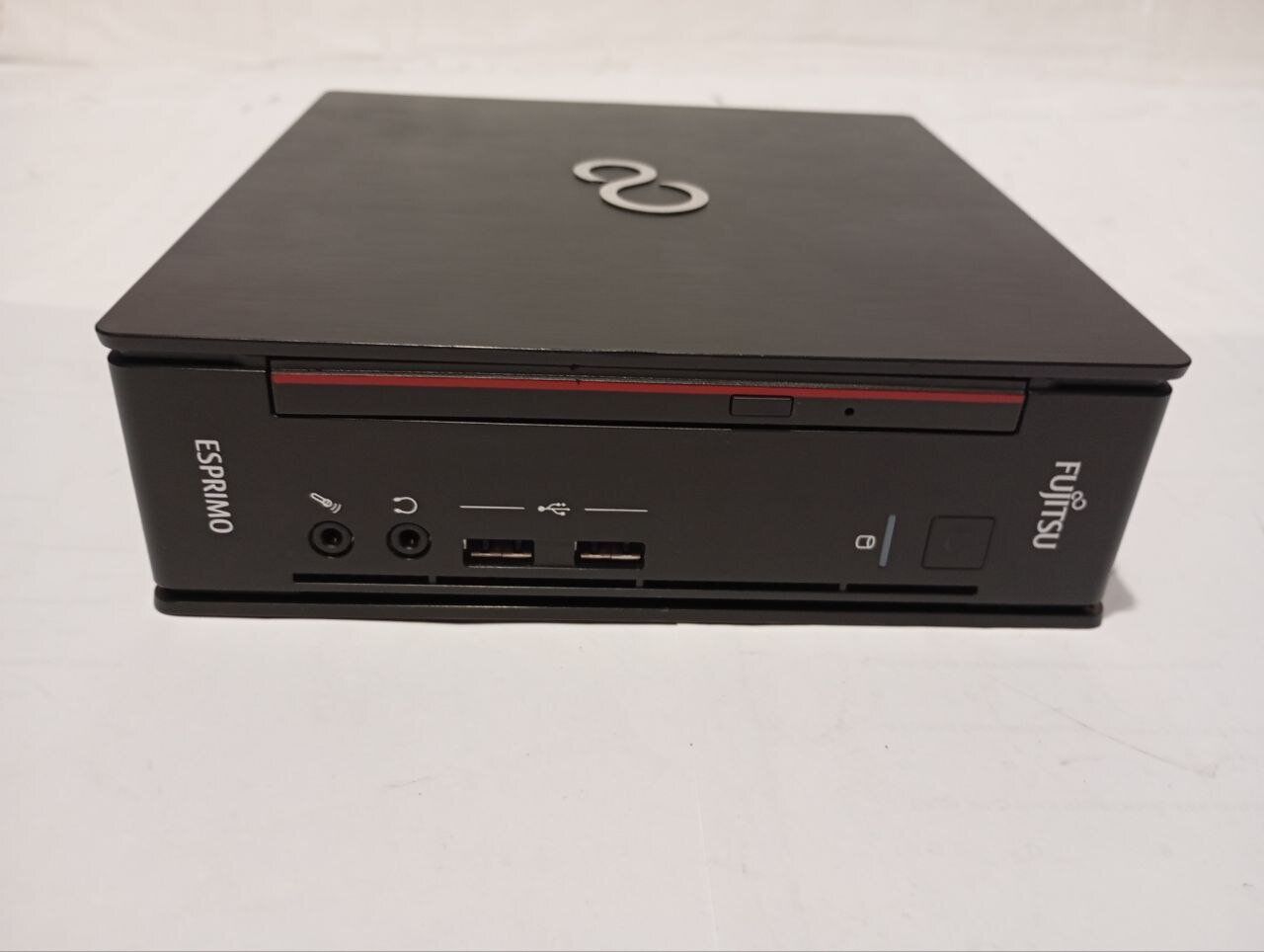 Купити неттоп Fujitsu Esprimo Q956 USFF / Intel Core i5-6500T (4 ядра ...