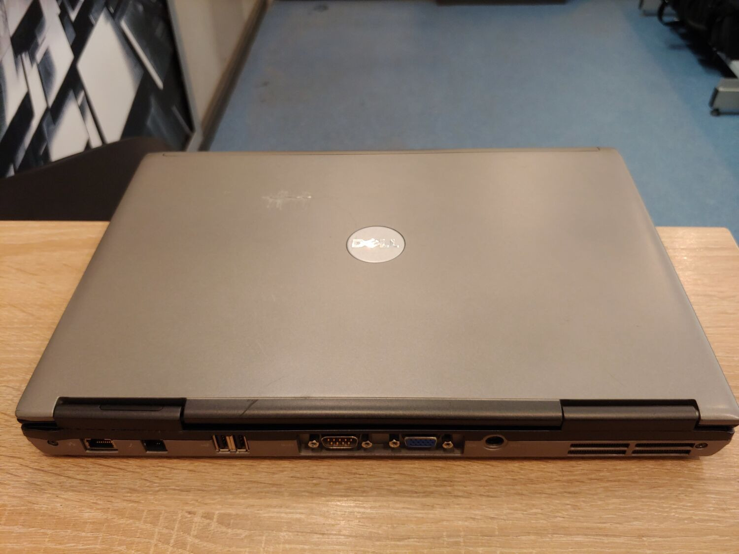 Dell Latitude D620 / 14" (1280x800) / Intel Core 2 Duo T2300E (2 ядра ...