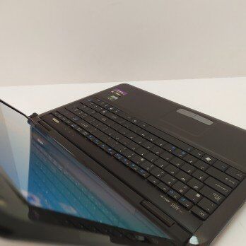 Купити ноутбук Asus PRO5DI на базі Intel Celeron T3300 і nVidia GeForce ...