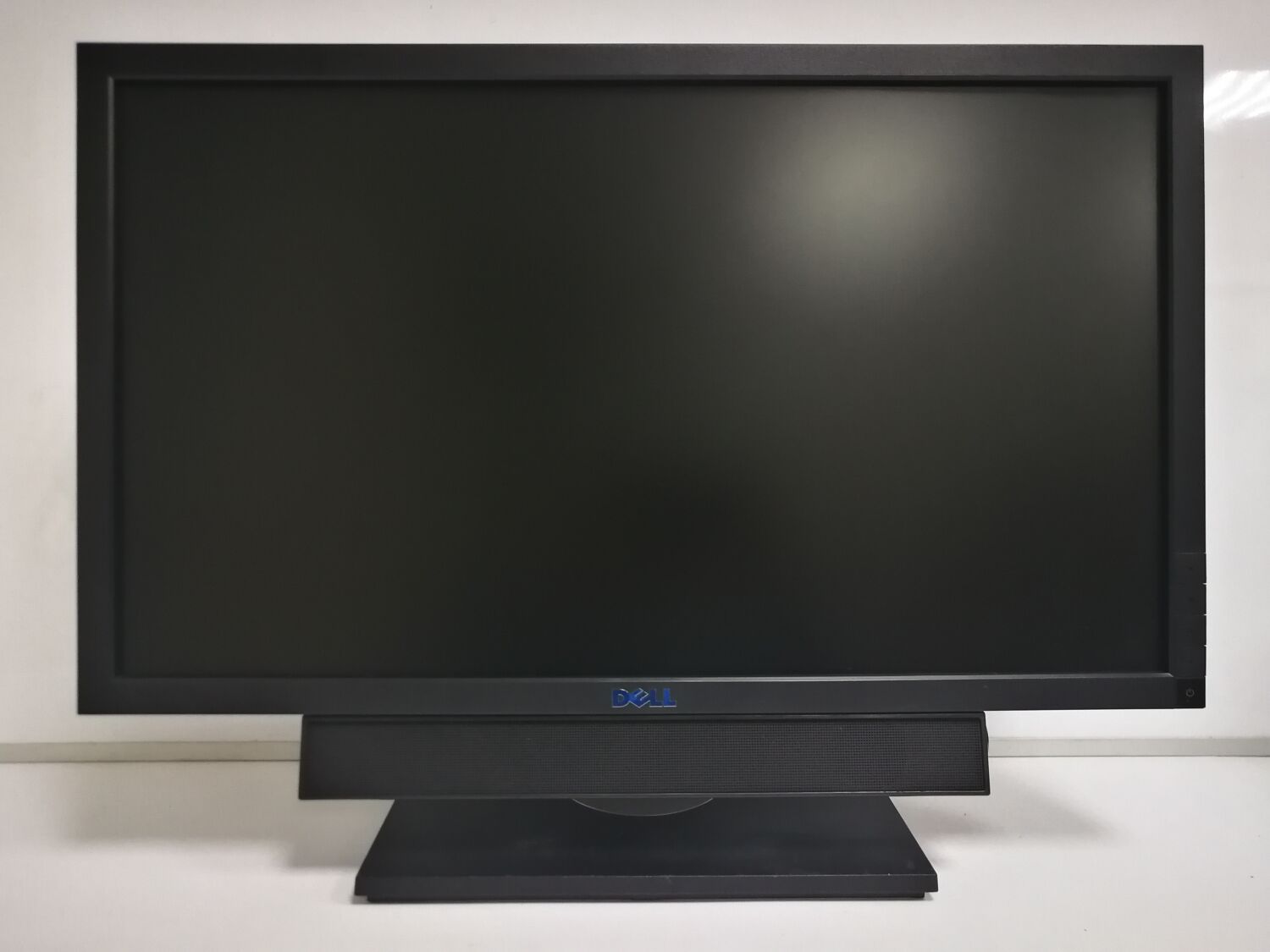 Купить монитор Dell 23" с TFT матрицей в Украине