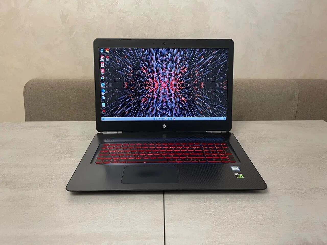 Купити ігровий ноутбук HP Omen 17-w200 CTO / 15.6" (1920x1080) IPS ...