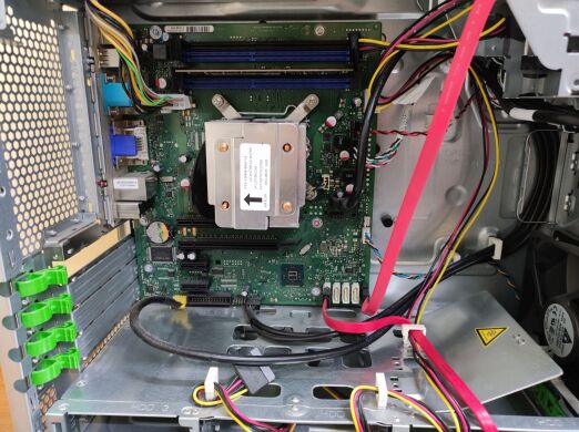 Купить Компьютер Fujitsu Esprimo P720 E85+ Tower / Intel Core i7-4790 ...