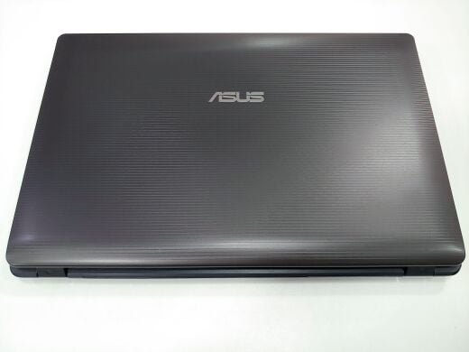 Asus K73E-BBR7 / 17.3" (1600x900) TN / Intel Core i3-2350M (2(4) ядра ...