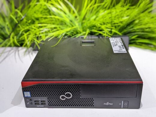 Купити комп'ютер Fujitsu Esprimo D556-2 E90+ SFF / Intel Core i3-6100 ...