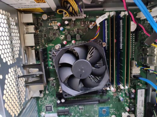 Купити Комп'ютер Fujitsu Esprimo P757/E90+ Tower / Intel Core i5-6500 ...